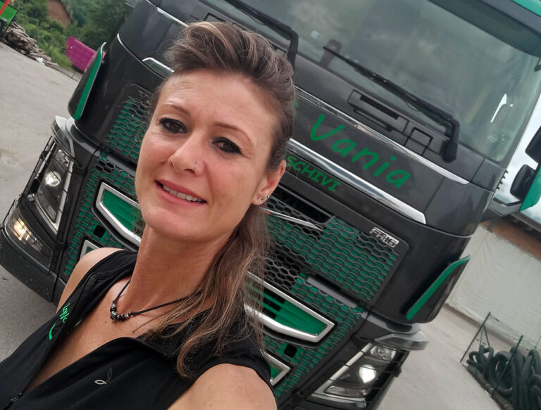 Vania Zoppè: «Che pace quando guido il mio camion nel silenzio della ...