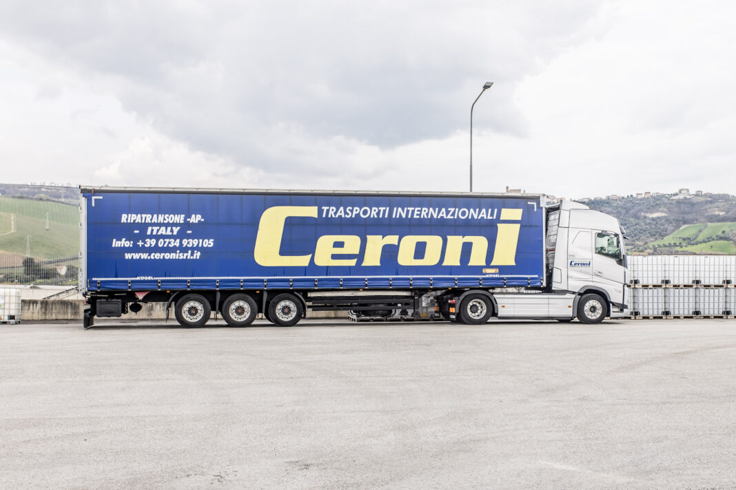 Tre nuovi Volvo FH Aero 500 per Ceroni Trasporti | Uomini e Trasporti